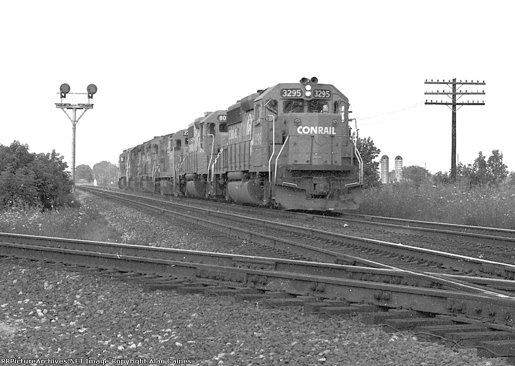 CR GP40-2 3295
